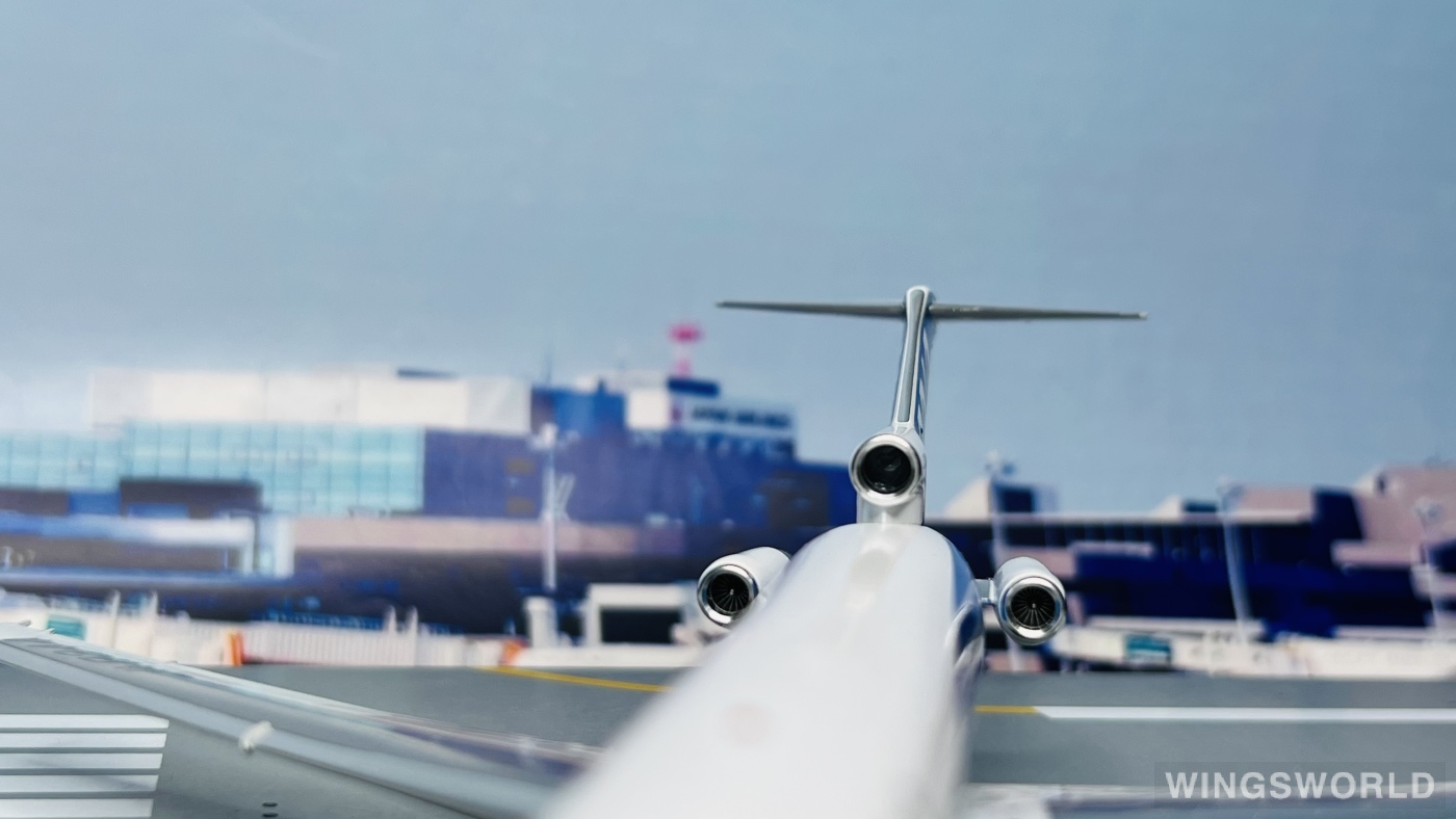 JC Wings 1:200 Boeing 727-200 ANA 全日空 EW2722001 JA8344 的照片 作者:JohnnyTS - 飞机模型世界资料库