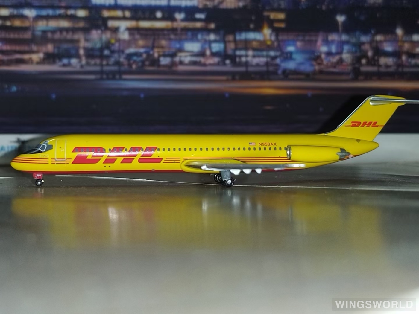 AeroClassics 1:400 McDonnell Douglas DC-9 DHL 敦豪 ACN958AX N958AX 的照片 作者 ...