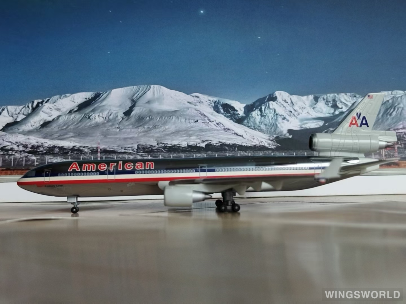 Dragon Models 1:400 McDonnell Douglas MD-11 American Airlines 美国航空 ...