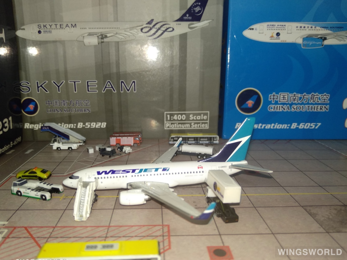 Geminijets 1:400 Boeing 737-700 WestJet 西捷航空 GJWJA1299 C-GWSO 的照片 作者:空格 ...