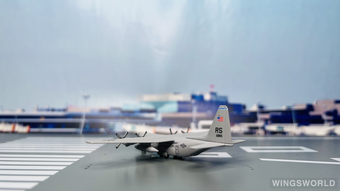 Dragon Models 1:400 Lockheed C-130 Hercules USAF 美国空军 55721 63-7865 的照片 ...