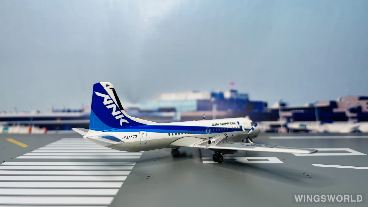 Hogan 1:200 NAMC YS-11 ANA 全日空 YS21106 JA8772 的照片 作者:JohnnyTS - 飞机模型世界资料库