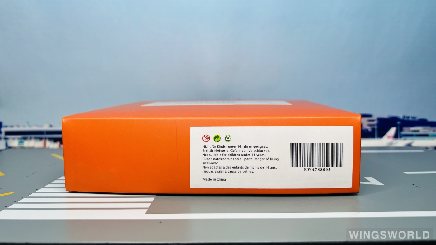 JC Wings 1:400 Boeing 787-8 ZIPAIR EW4788005A JA825J 的照片 作者:JohnnyTS - 飞机模型世界资料库