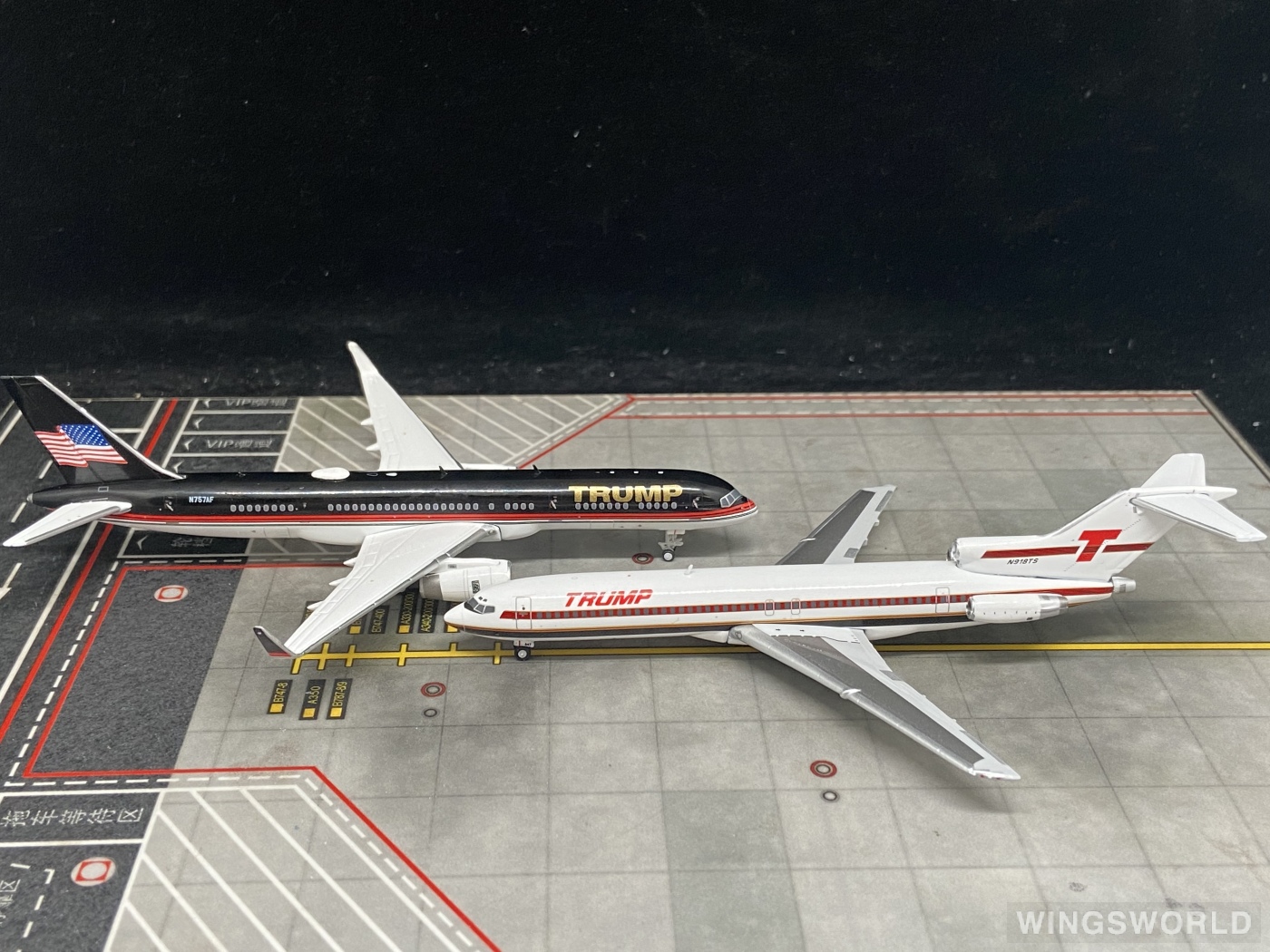 Geminijets 1:400 Boeing 727-200 Trump Shuttle GJTPS2176 N918TS 的照片 作者:图 ...