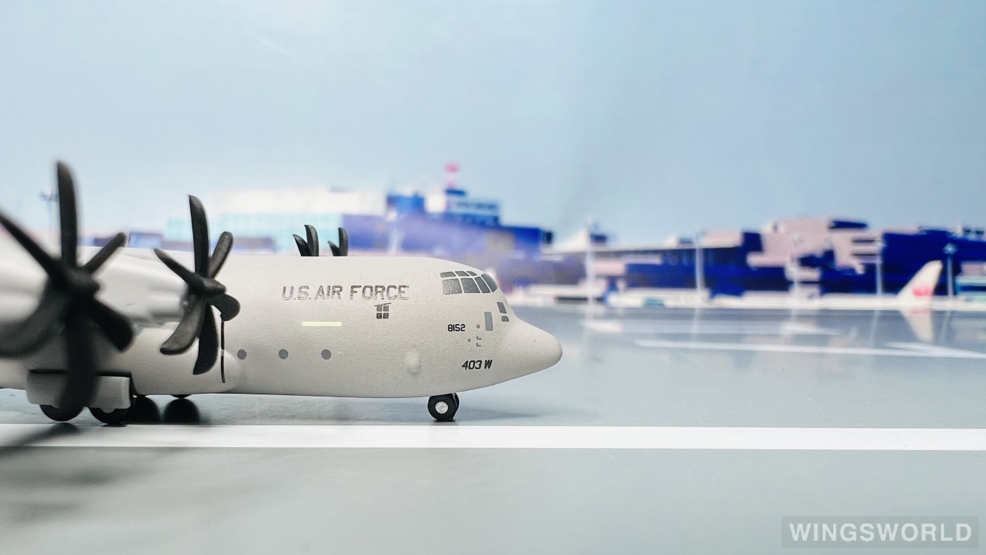 Dragon Models 1:400 Lockheed C-130 Hercules USAF 美国空军 55719 48152 的照片 ...