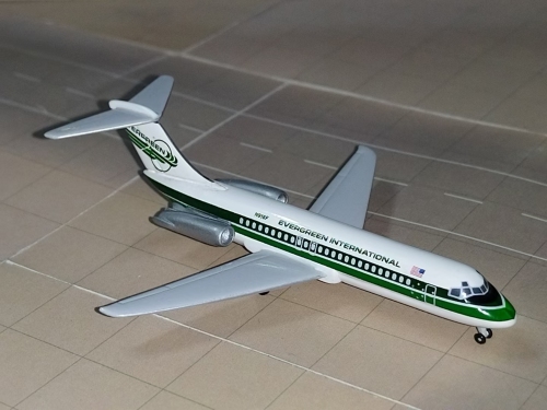 AeroClassics 1:400 McDonnell Douglas DC-9 Evergreen International ...