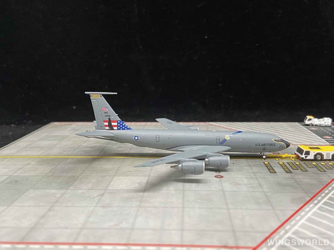 Geminijets 1:400 Boeing KC-135 USAF 美国空军 GMUSA129 61-0266 的照片 作者:图波列夫飞行 ...