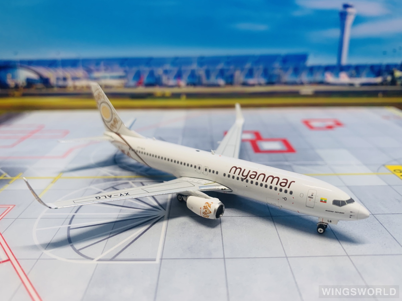 Phoenix 1:400 Boeing 737-800 Myanmar National Airlines 缅甸国家航空 PH11589 ...