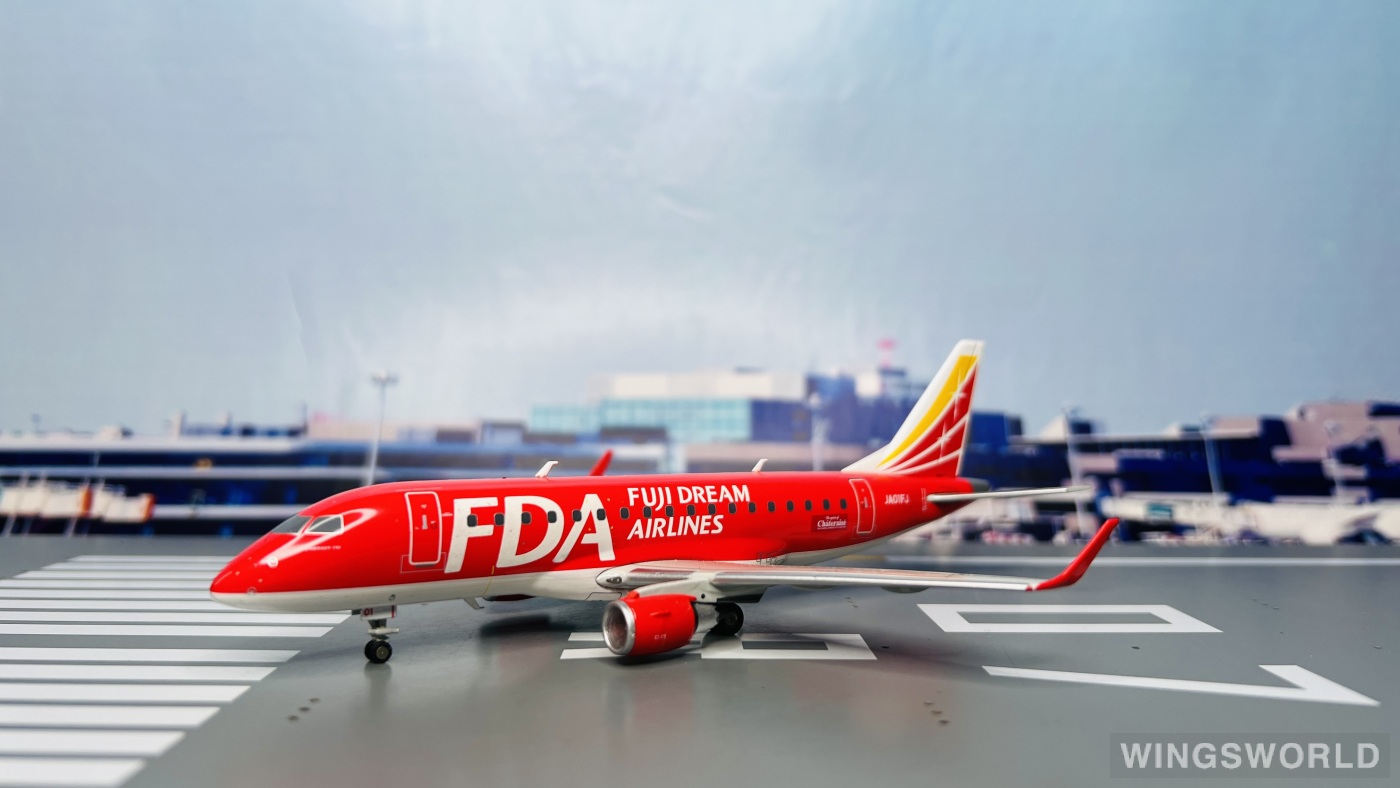 JC Wings 1:200 Embraer ERJ-170 Fuji Dream Airlines 富士梦幻航空 XX2560 JA01FJ ...