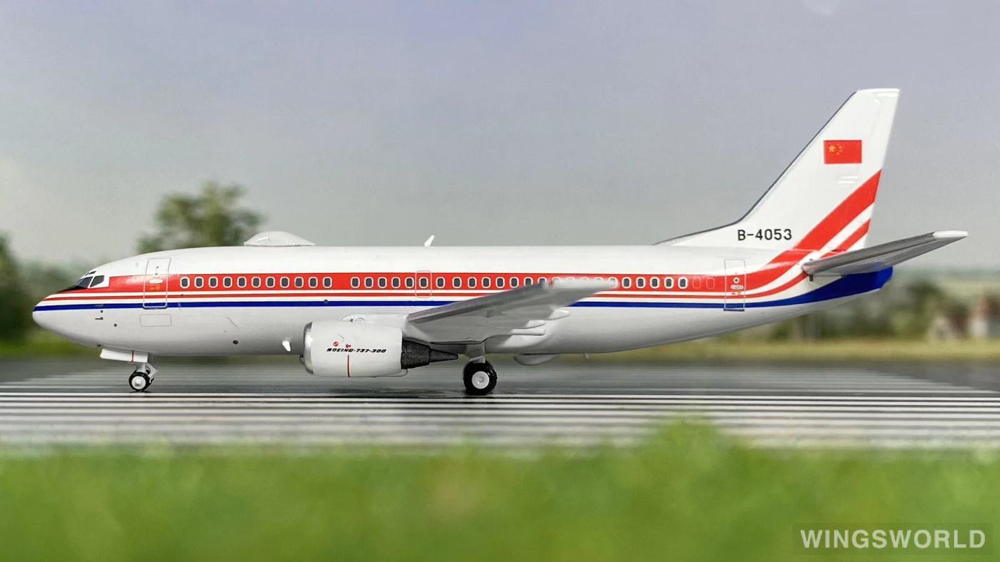 C Model 1:400 Boeing 737-300 PLAAF 中国空军 C0013 B-4053 的照片 作者:JohnnyTS ...