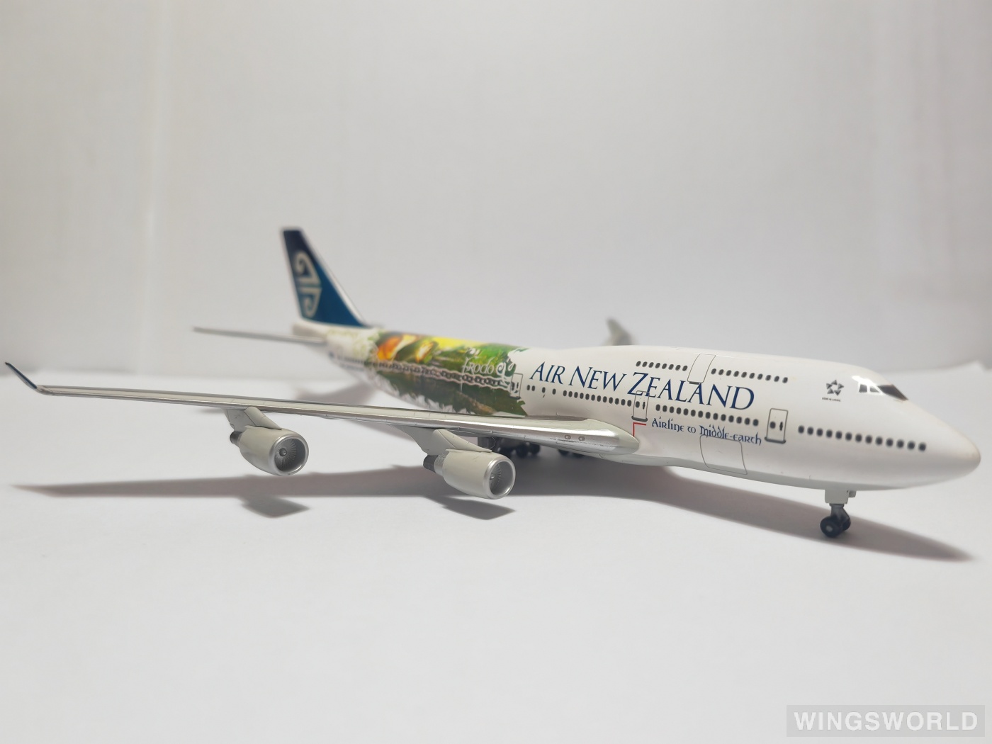 Dragon Models 1:400 Boeing 747-400 Air New Zealand 新西兰航空 LORD744 ZK-NBV ...