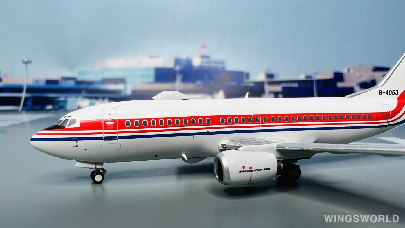C Model 1:400 Boeing 737-300 PLAAF 中国空军 C0013 B-4053 的照片 作者:JohnnyTS ...