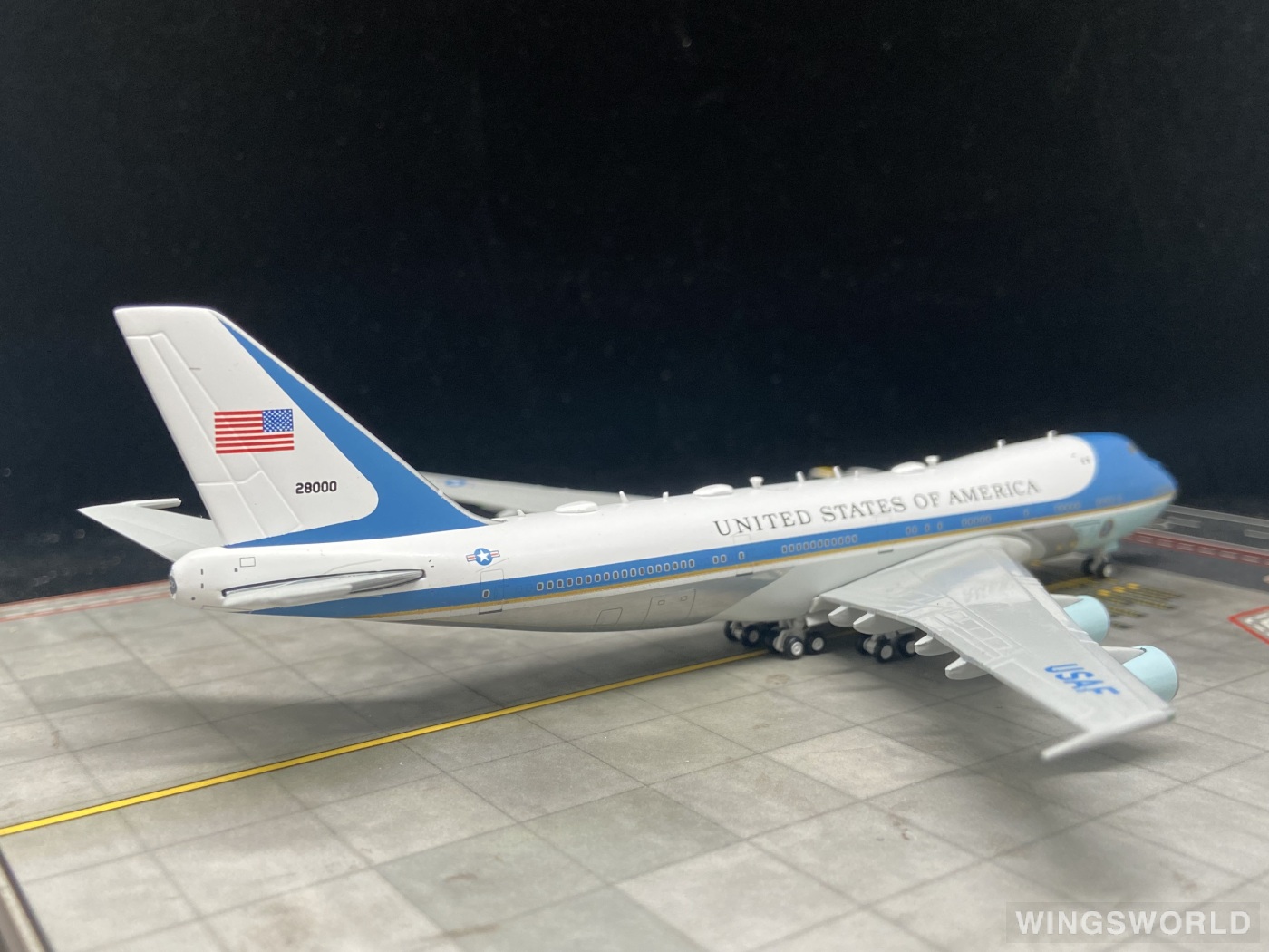 Geminijets 1:400 Boeing 747-200 USAF 美国空军 GJAFO1208 28000 空军一号的照片 作者:图波 ...
