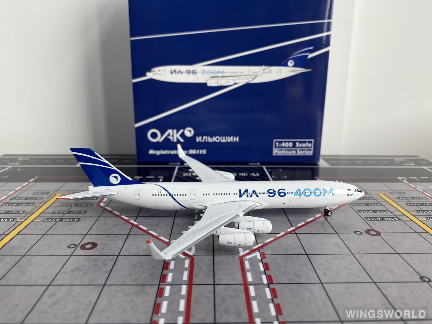 Phoenix 1:400 Ilyushin Il-96 IIyushin 伊留申设计局 PH11913 96115 的照片 作者:暴雨梨花针 ...