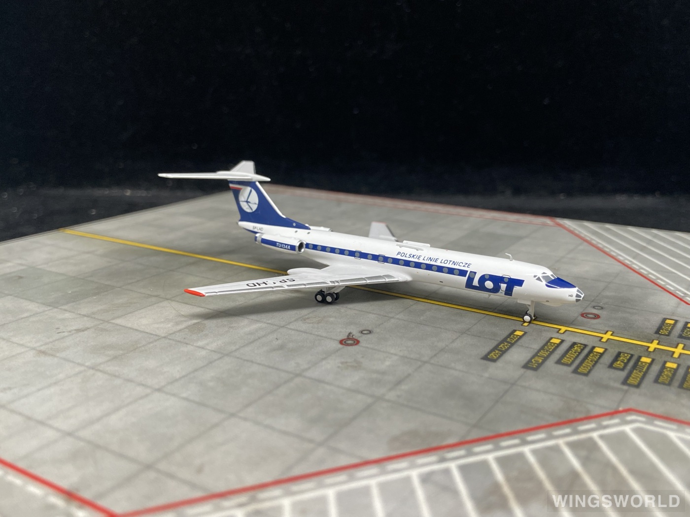 Pandamodel 1:400 Tupolev TU-134 LOT 波兰航空 62412 SP-LHD 的照片 作者:图波列夫飞行大队 ...