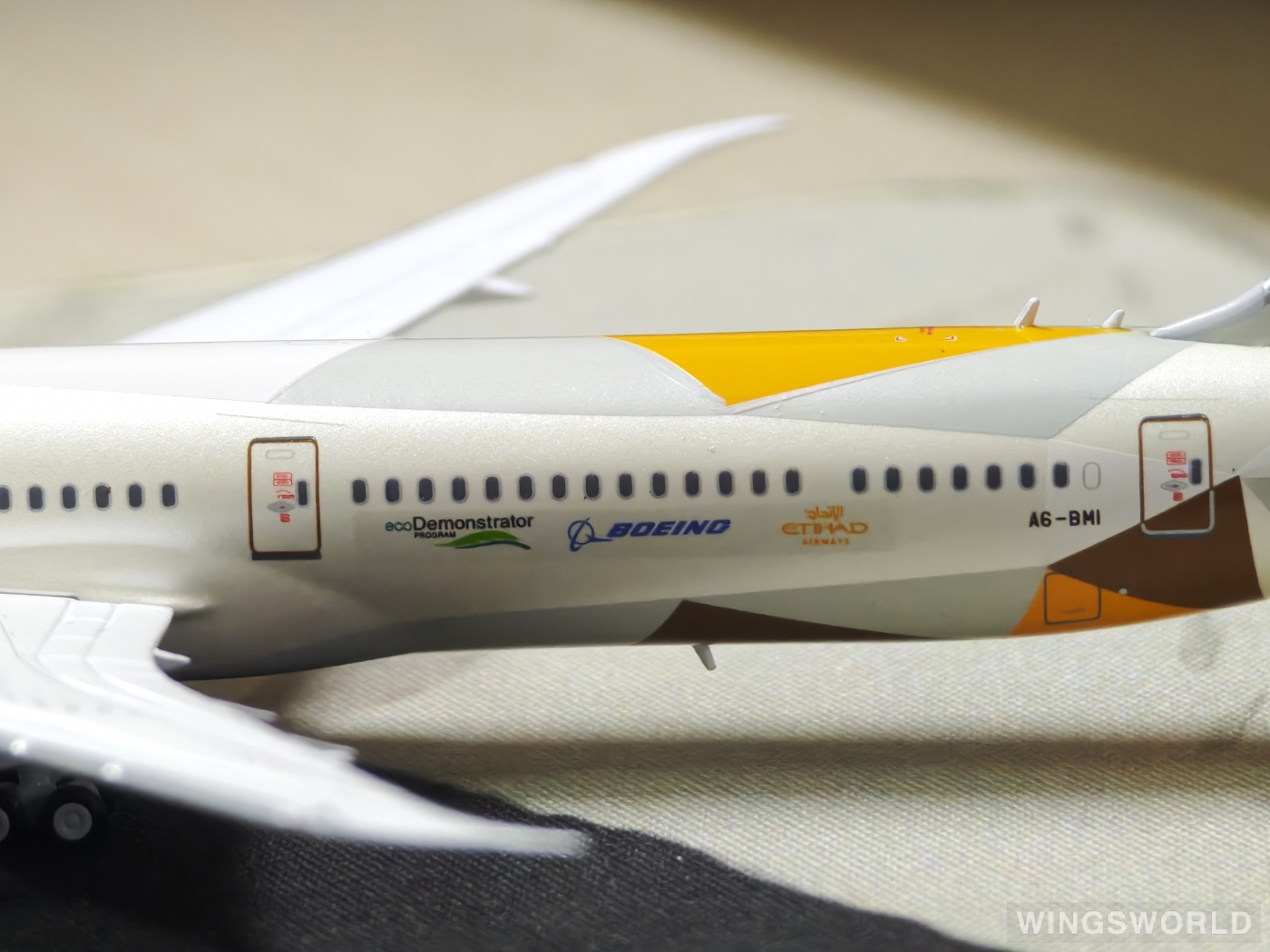 JC Wings 1:400 Boeing 787-10 Etihad Airways 阿提哈德航空 XX4904 A6-BMI 的照片 作者:lsy12138 - 飞机模型世界资料库