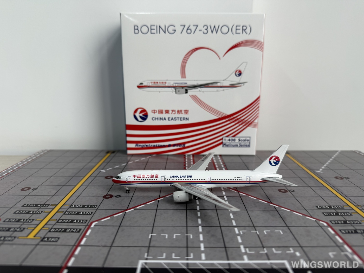 Phoenix 1:400 Boeing 767-300ER China Eastern 中国东方航空 PH11961 B-2568 的照片 ...