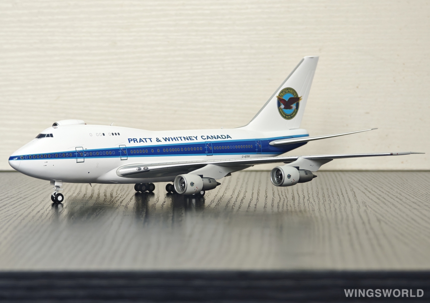 JC Wings 1:200 Boeing 747SP PRATT & WHITNEY ENGINE SERVICES 普惠加拿大 ...